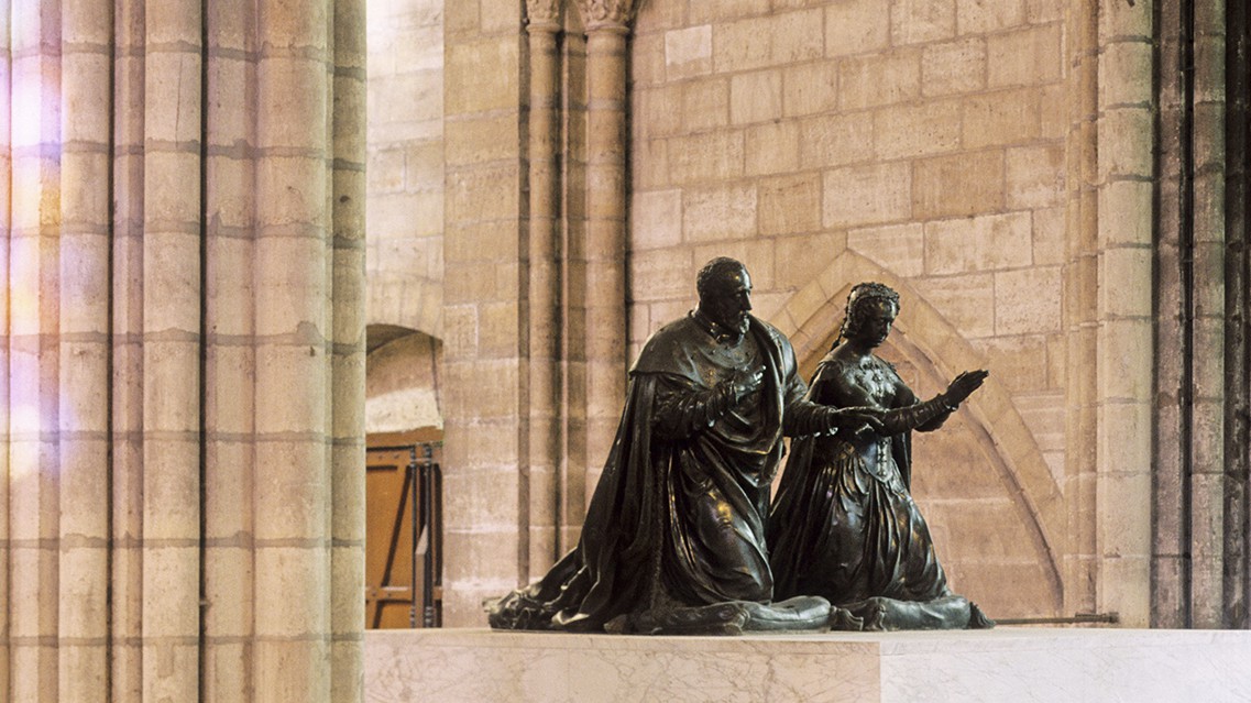 Blood, Fire and Gold by Estelle Paranque | Book review | The TLS