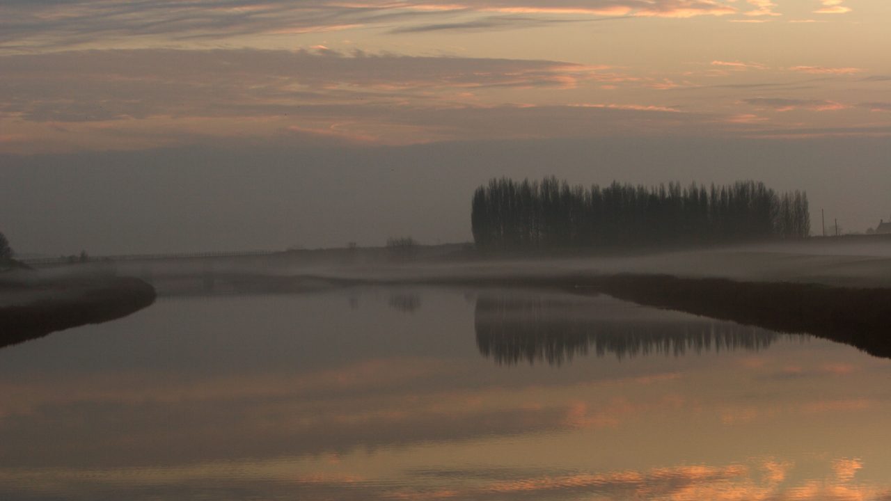 ‘The Place I Am’ by Peter Bennet | Poem of the Week | The TLS
